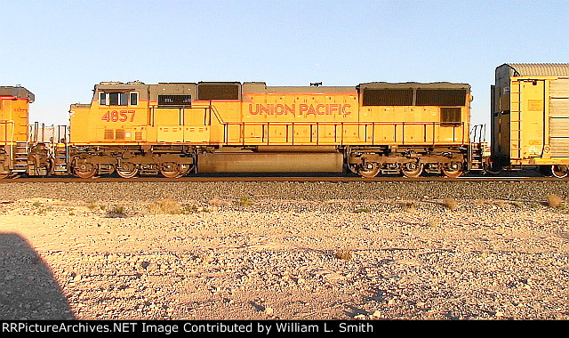 WB Unit Vehicular Flat Frt at Erie NV -6